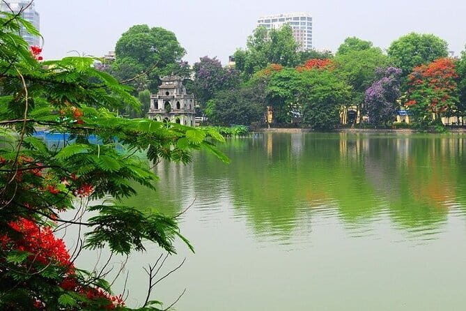 PRIVATE HANOI CITY TOUR with Transfer, Experienced Guide & Lunch - An Authentic Journey Through Hanoi’s Top Sights