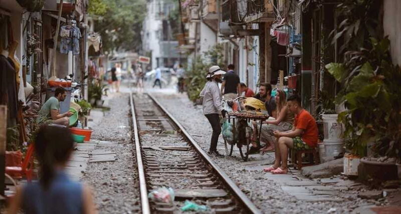 Private Hanoi Walking Tour with visit Train Street - Why It’s Worth Considering