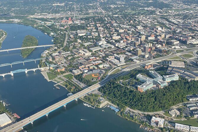 Private Helicopter Tour of Downtown Chattanooga - A Clear Look at the Private Helicopter Tour of Downtown Chattanooga
