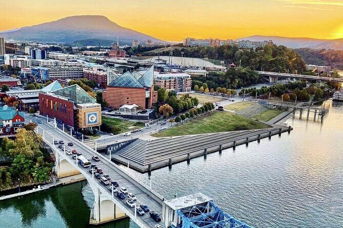 Private Helicopter Tour of Downtown Chattanooga - Booking & Practical Tips