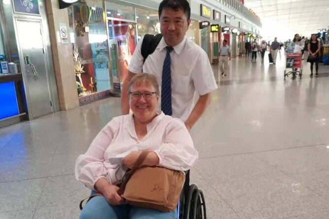 Private high-end made-to-measure airport pick up & drop off VIP service - Who Will Appreciate This Service Most?