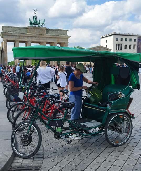 Private Highlights 1 Rickshaw +(E) bikes, E-rollers up to 6 - Who Would Like This Tour?