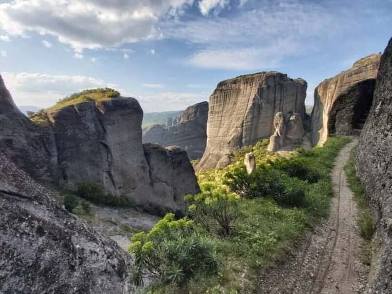 Private Hiking exploration of Meteora's Hidded Gems - Discovering Meteora’s Hidden Trails