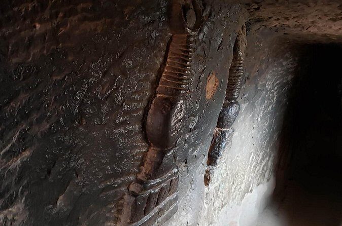 Private Hiking Tour: Pingshanhu Grand Canyon and the Horse Hoof Temple Grottoes - Authenticity and Adventure