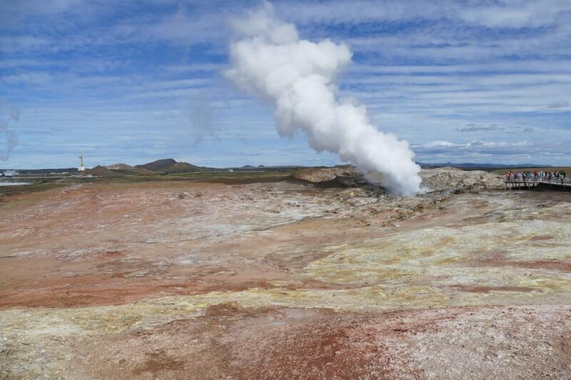 Private Hiking Tour: Volcanic Eruption Site & Reykjanesbær - Key Points