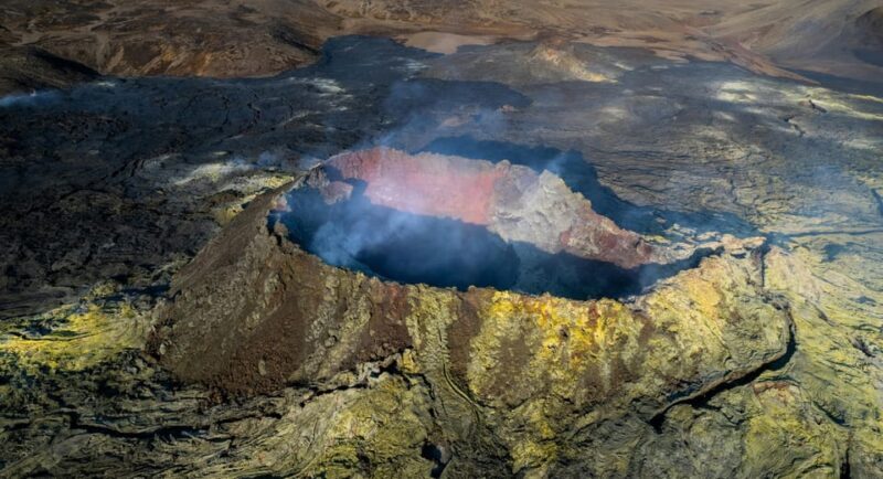 Private Hiking Tour: Volcanic Eruption Site & Reykjanesbær - FAQs