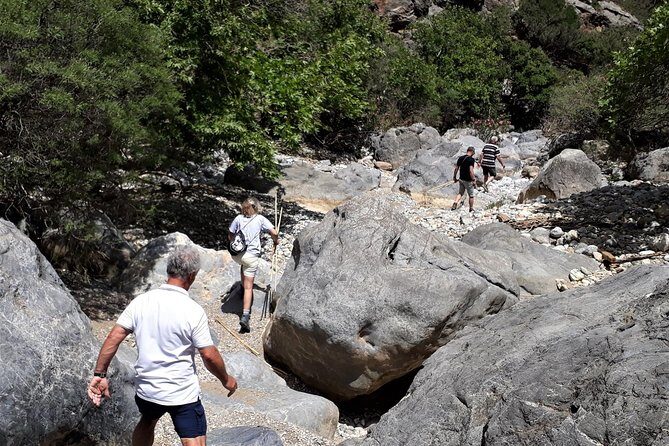 PRIVATE Hiking Walking GORGE nearby Hersonissos CRETE - Key Points