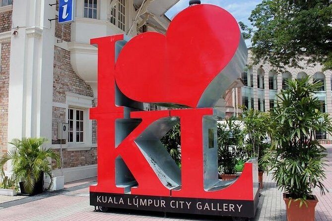 Private Hire Taxi Driver Port Klang Cruise Terminal To KL Tour - Introducing the Private Hire Taxi Driver Port Klang Cruise Terminal to KL Tour