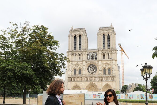 Private Historical Tour of Notre Dame - Meeting Point and Duration