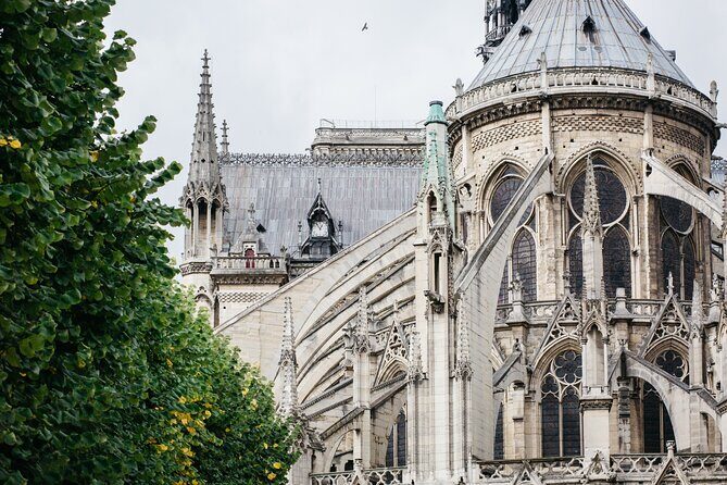 Private Historical Tour of Notre Dame - The Overall Notre Dame: Beyond the Facades