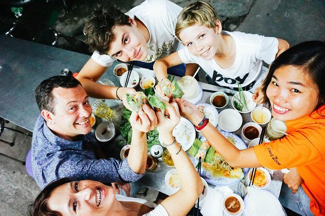 Private Ho Chi Minh Sightseeing and Food Tour by Scooter - Key Points