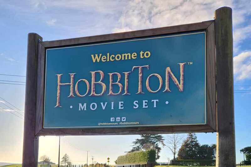 Private Hobbiton & BlueSprings & Redwood forest fromAuckland - Key Points