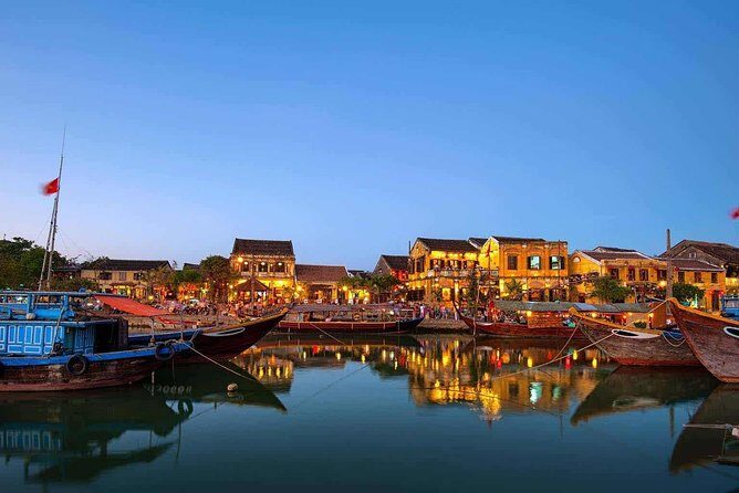 Private HoiAn Ancient Town Night Market Street food tour by Night - Key Points