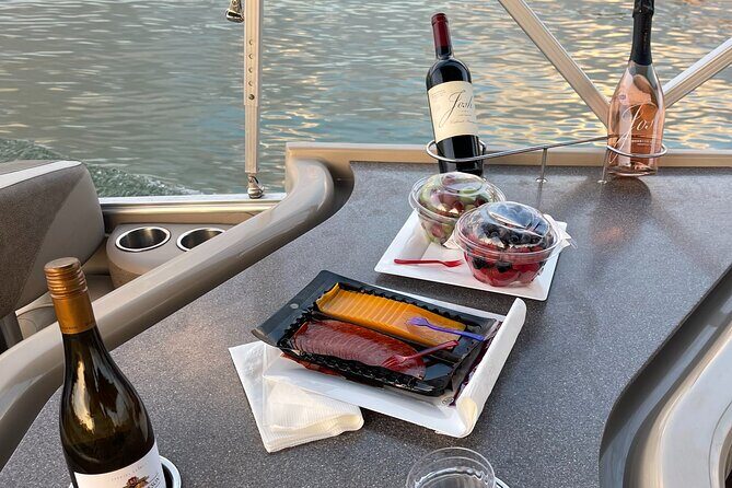 Private Holiday Light Cruise Tour and Sunset Port Royal Naples - An In-depth Look at the Experience