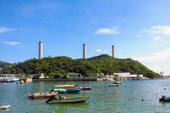 Private Hong Kong Lamma Island Day Tour - Mid-Morning: Arrival and Exploration on Lamma Island