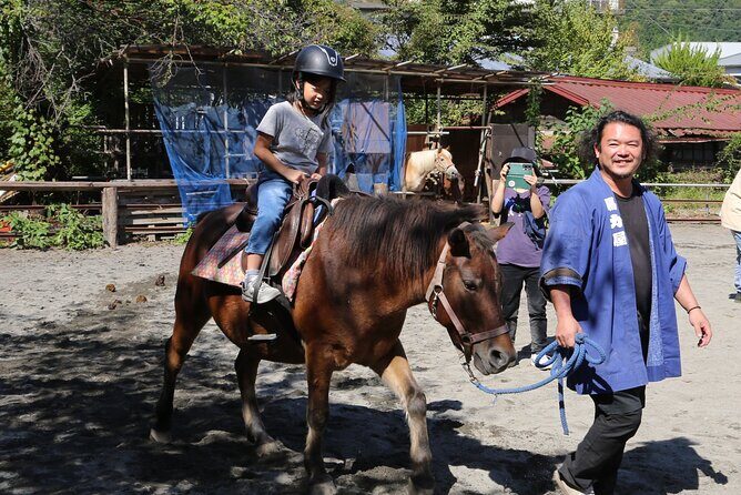 Private Horse Interaction Experience near Mt. Fuji - Key Points