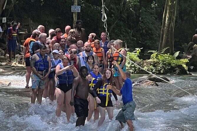 Private Horseback Riding, Swim & Blue Hole Secret Falls - Practical Aspects: What to Expect