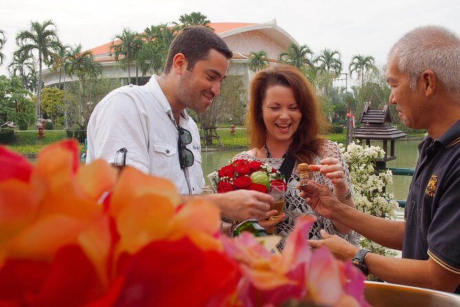 Private Hot Air Balloon Flight with a Luxury 4 hour Couples Spa Package - Key Points