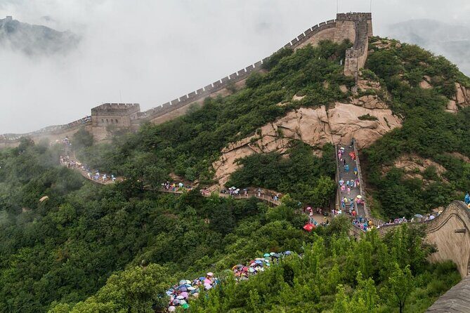 Private Huanghuacheng Great Wall Hiking Tour from Beijing with Local Tasty lunch - Discovering the Hidden Charm of Huanghuacheng: A Detailed Review of the Private Great Wall Hiking Tour