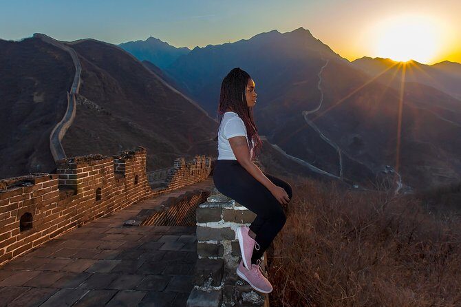 Private Huanghuacheng Great Wall Peaceful Sunset Walking Tour - Key Points