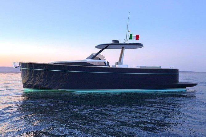 Private Ischia & Procida Tour FD with a Gozzo Apreamare 35ft - Key Points