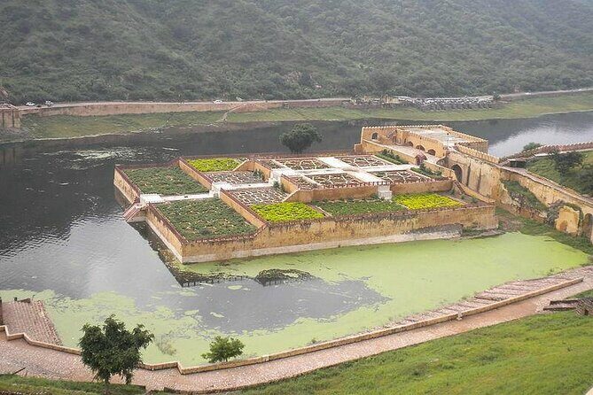 Private Jaipur Pink City Tour by Car & Driver with a Tour Guide - Frequently Asked Questions (FAQ)