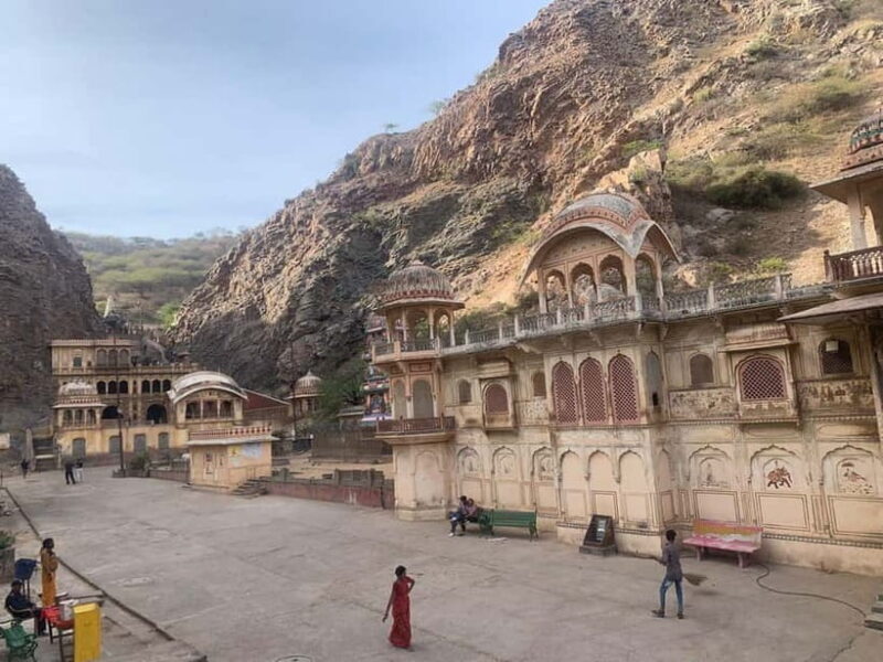 Private Jaipur Sightseeing Tour By Guide & Car - Important Details to Keep in Mind