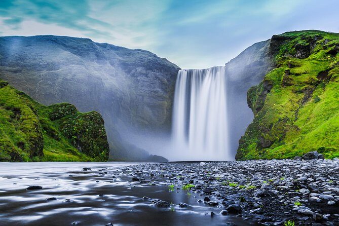 Private Jeep Tour - Premium South Coast and Sólheimajökull Glacier - Discovering Iceland’s Breathtaking South Coast: A Detailed Look