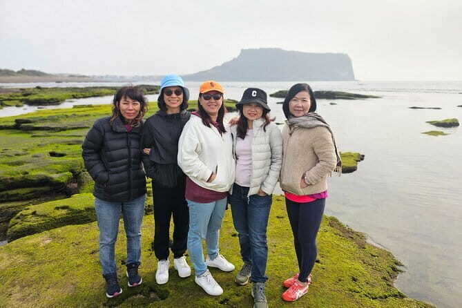Private Jeju Customized Tour with Local Guide Mr.LEE Hong-min - An In-Depth Look at the Tour Experience