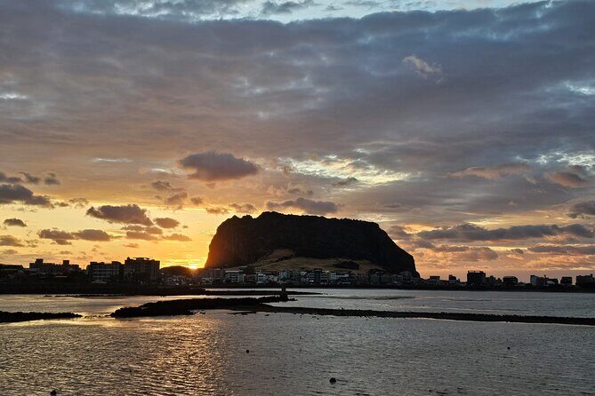 Private Jeju Geopark Gotjawal and Oreum Trekking Experience - Exploring Jeju’s Geology and Nature
