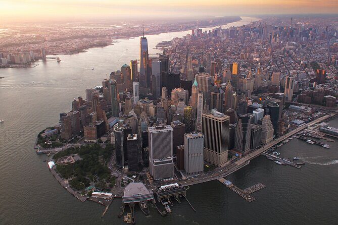 Private JFK to Newark/LGA Airport Transferup to 14pax - Key Points