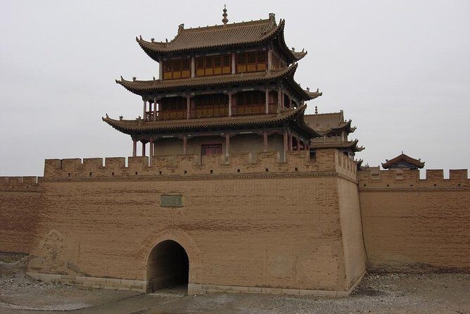 Private Jiayuguan Day Tour to Jiayuguan Fort, Overhanging Great Wall and More - The Itinerary in Detail: What to Expect