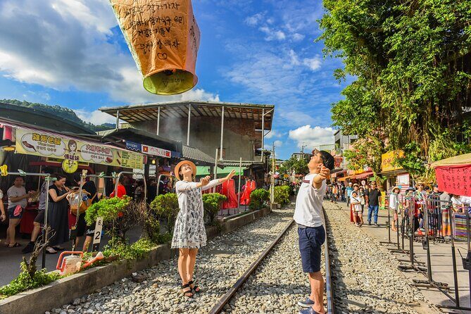 [Private] Jiufen Village & Shifen Town from Taipei with Pickup - Key takeaways