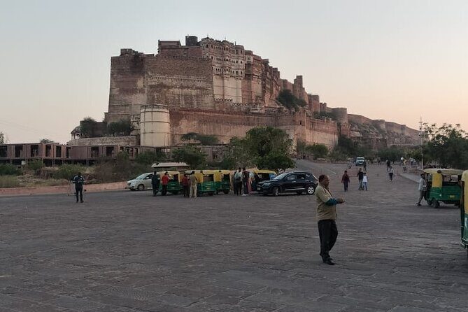 Private Jodhpur Full Day City Sightseeing Tour By Tuk Tuk - The Experience: What to Expect on the Tour