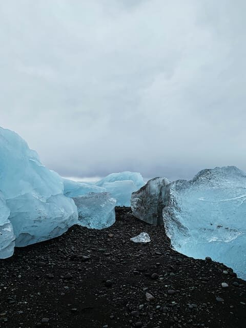 Private Jökulsárlón Diamond Beach & Black Sand Beach Tour - FAQ