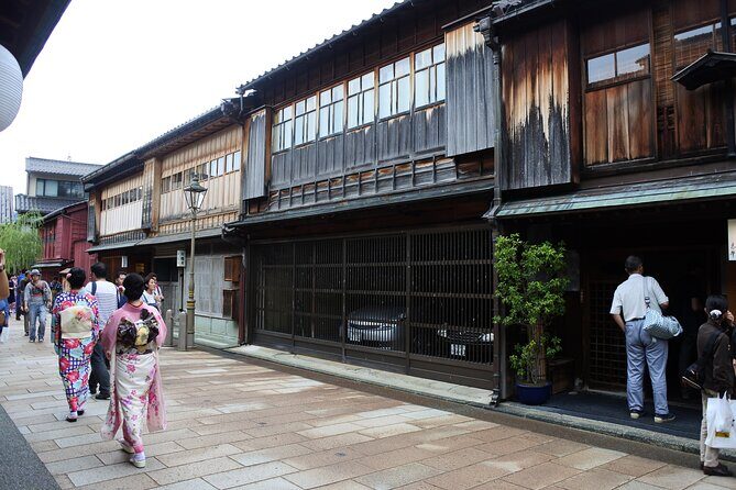 Private Kanazawa Personalized Guided Tour - Why This Tour Offers Good Value