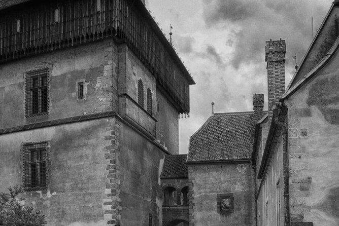 Private Karlstejn castle tour from Prague with Lunch & Admission - FAQs