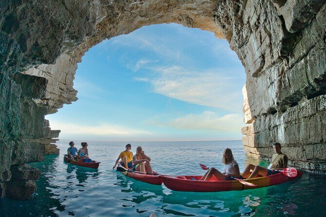 Private kayak tour: Explore the caves and turquoise bays in Pula - Why This Kayak Tour Stands Out