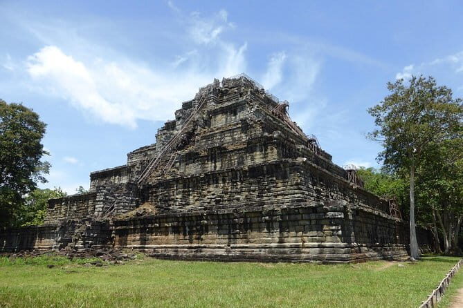 Private Kbal Spean & Banteay Srei Guided Tour - The Sum Up: Who Should Consider This Tour