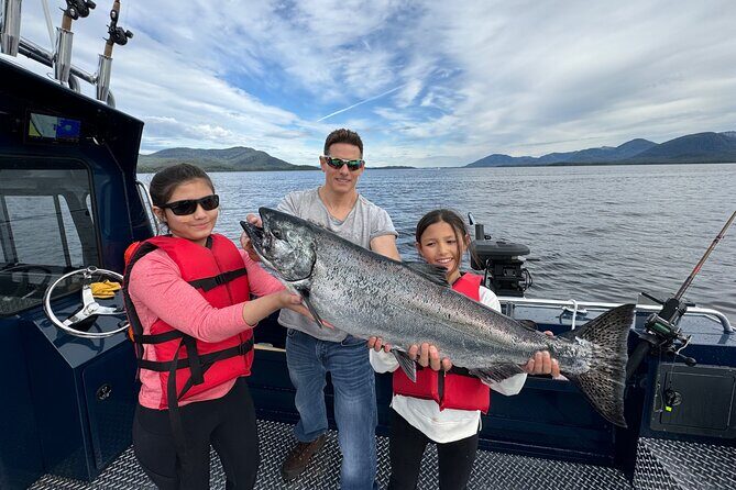 Private Ketchikan Fishing Combo & Whale Watching/ Wildlife 5 HR - Review of the Private Ketchikan Fishing Combo & Wildlife Tour
