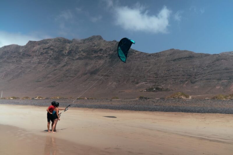 PRIVATE KITESURF LESSONS - Practical Tips for Travelers