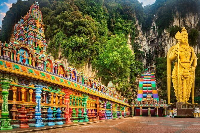 Private KL City Tour with Petronas Twin Towers and Batu Caves - The Itinerary in Detail