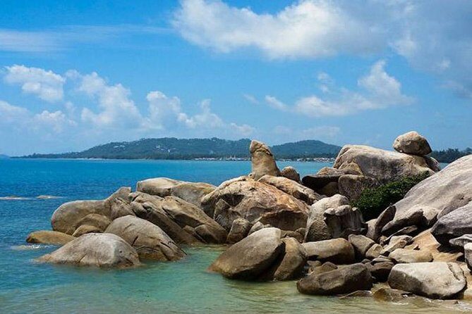 Private Ko Samui Island Tour with Air-Conditioned VIP Minivan - Exploring Koh Samui: A Detailed Look at the Private Island Tour with VIP Comfort