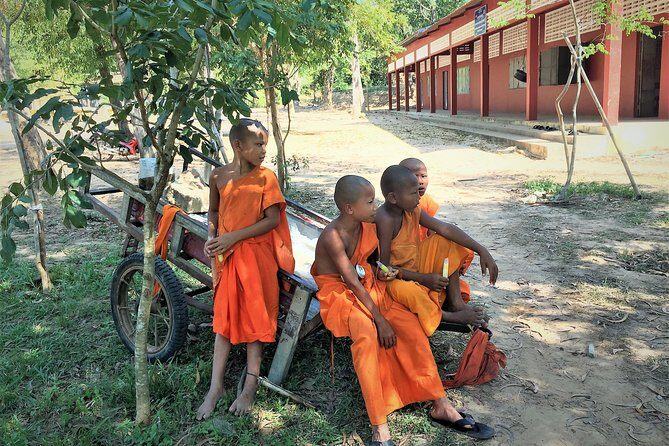 Private Kompong Floating Village Sunset By War Jeep - Who Is This Tour Best For?