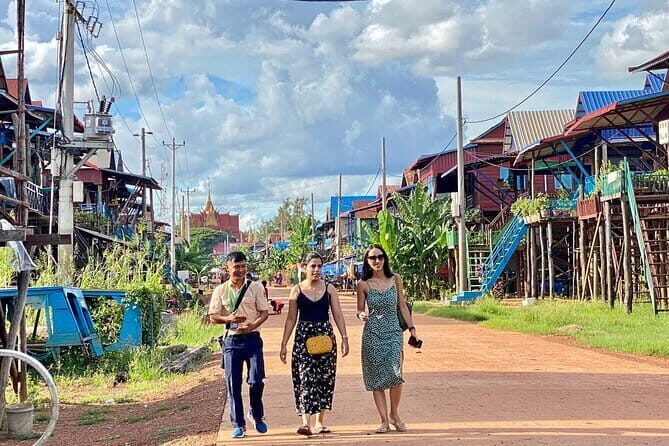 Private Kompong Phluk Floating Village Sunset & Local experience - Practical Tips for Travelers