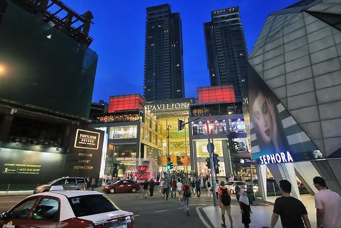 Private Kuala Lumpur Heritage Tour at Night - An Evening in Kuala Lumpur: Whats Included and How It Unfolds