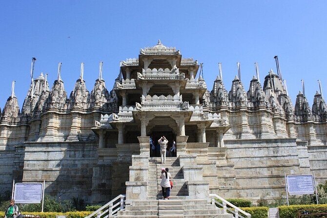 Private Kumbhalgarh and Ranakpur Tour from Udaipur - FAQ