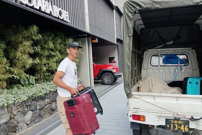 Private Kyoto Luggage Transportation - Ease and Flexibility at Kyoto Tower