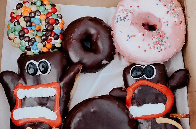 Private LA Photoshoot at Universal CityWalk Hollywood with Iconic Photo-Ops - Exploring Universal CityWalk Before and After