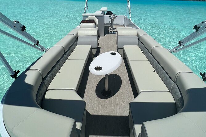 Private Lagoon Tour on a Prestigious Pontoon Boat in Bora Bora - Key Points